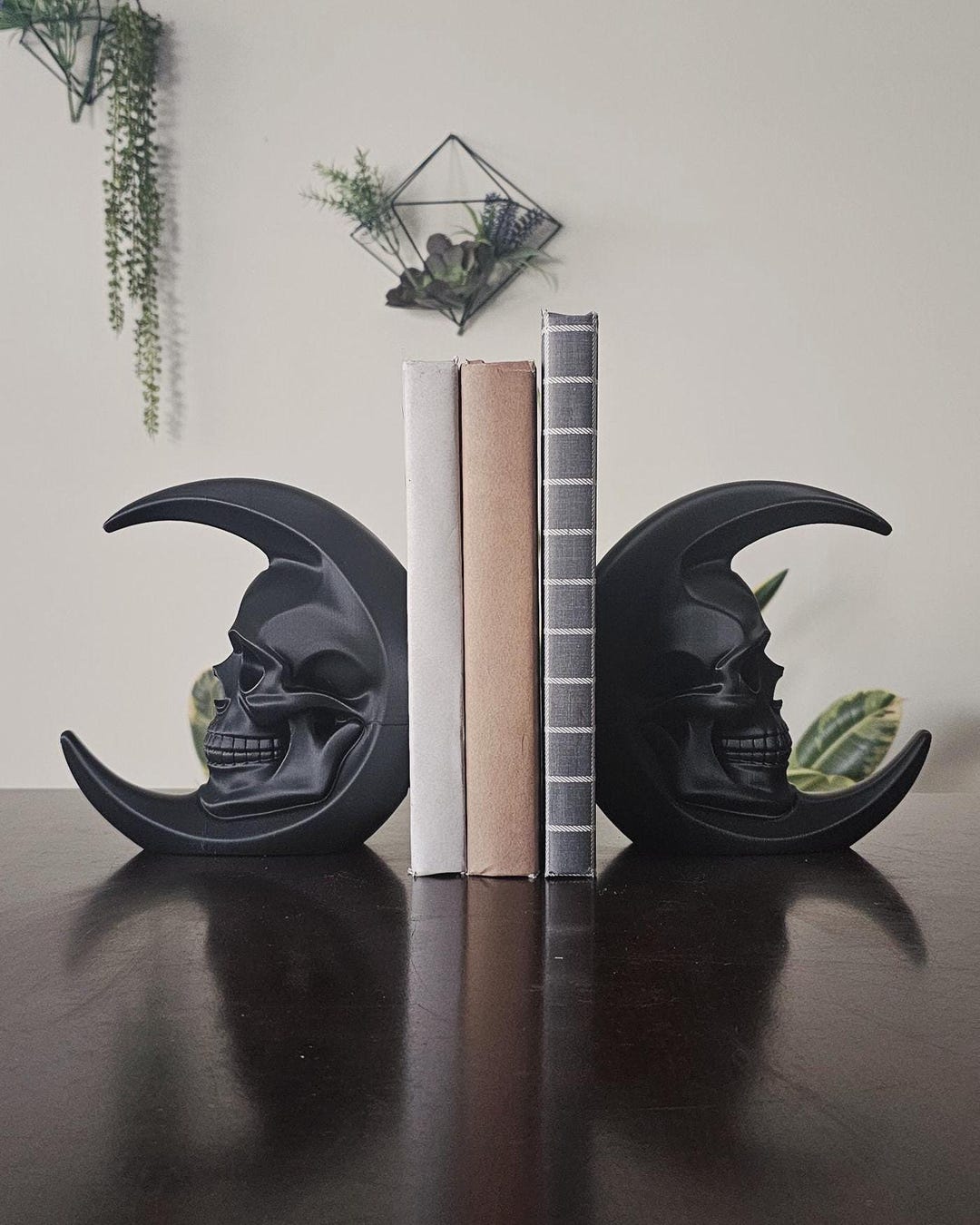 Skull Moon Bookend Set – 3D Printed Gothic Bookend,crescent Moon Skull ...