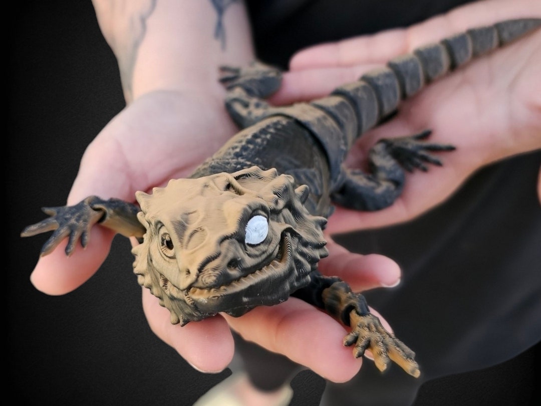 Zombie Bearded Dragon Flexi Fidget Toy Articulated 3D Printed ...