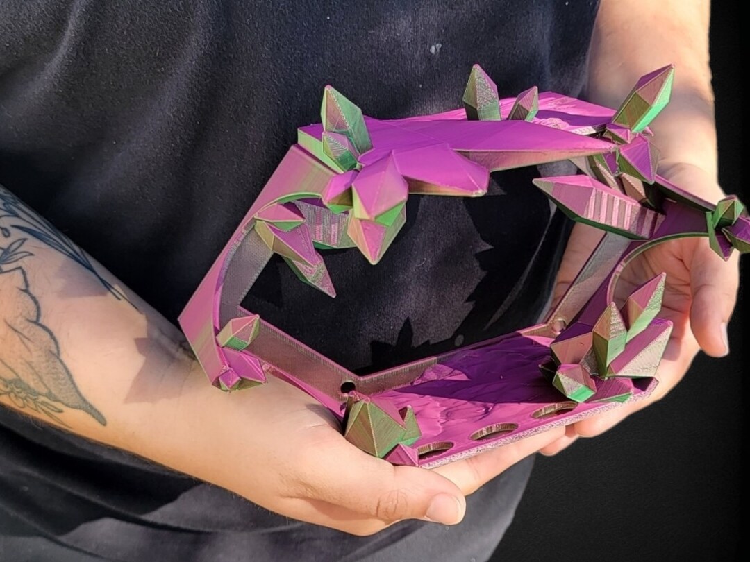 Crystal Dragon Display Stand Wall Mountable by Cinderwing, Fidget Toy ...