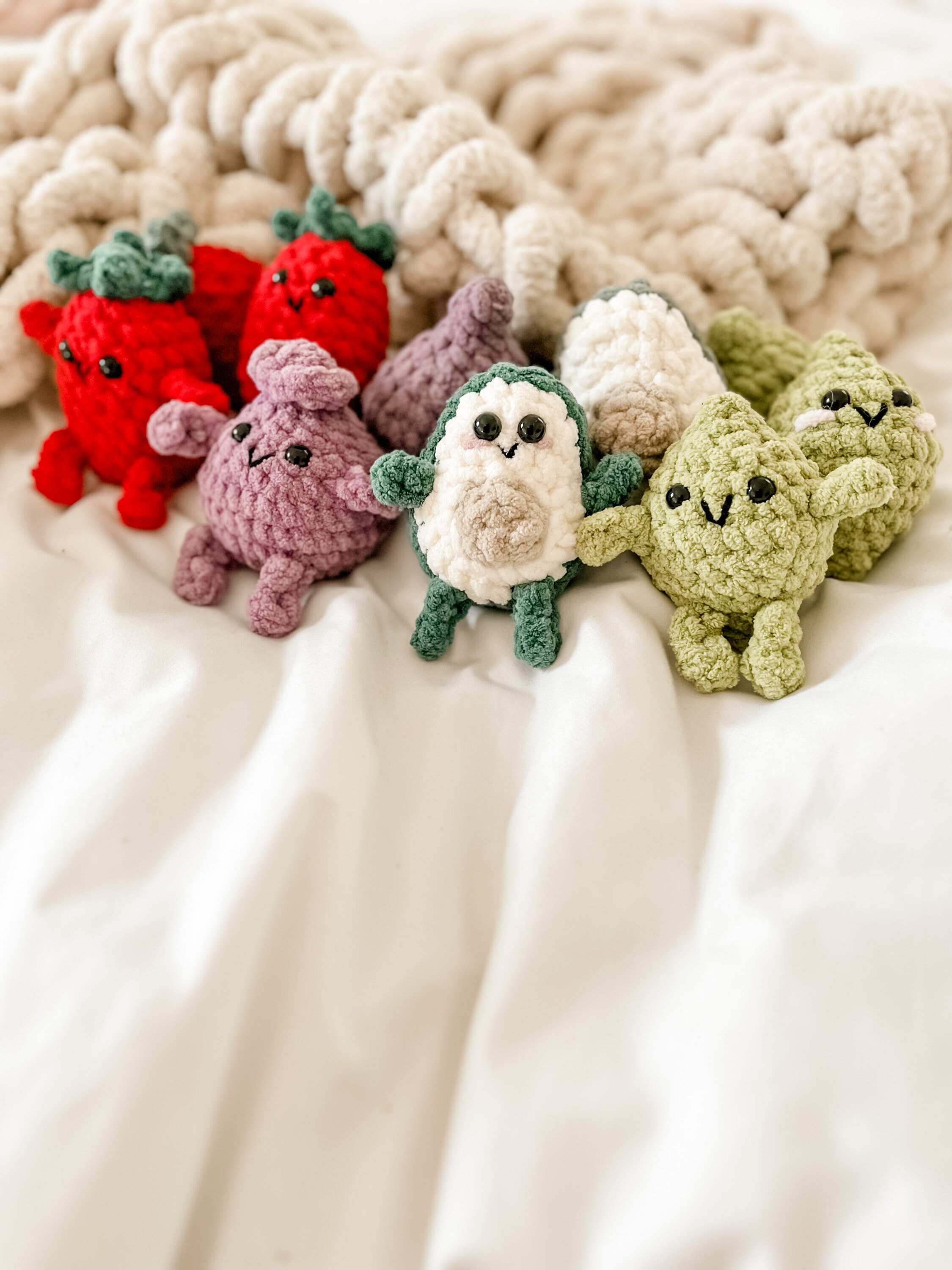 Roma Tomato Crochet Pattern - Ramone the Pocket Roma - NO SEW Pocket ...