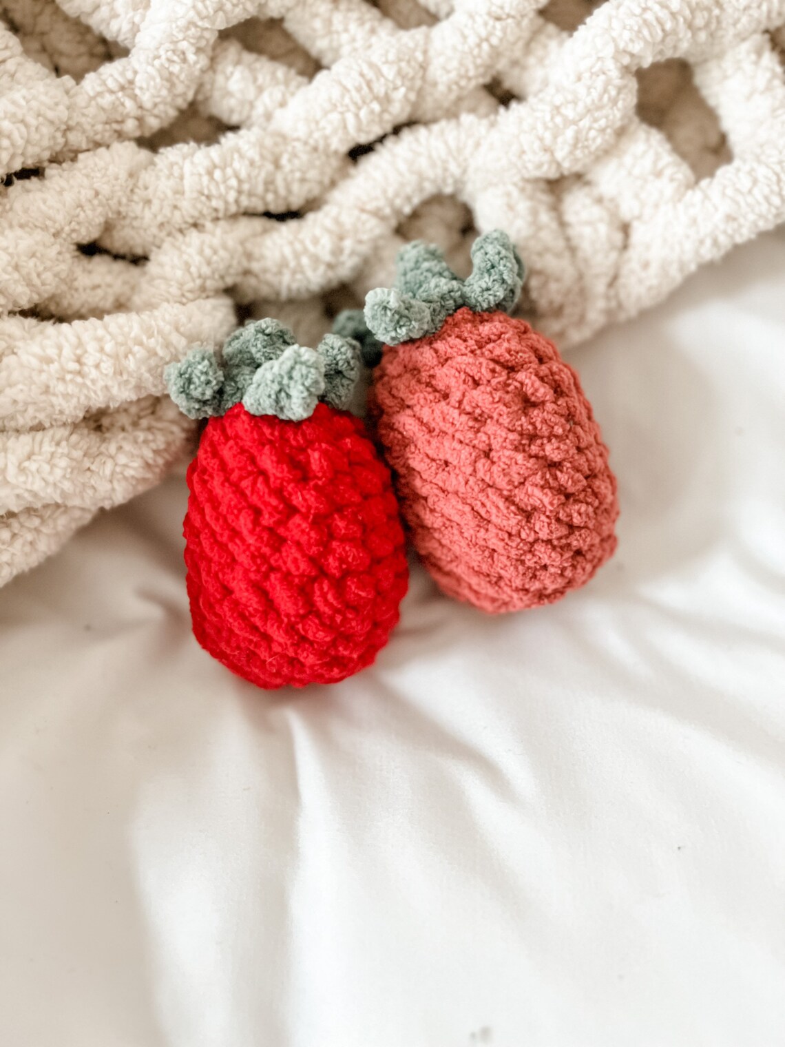 Roma Tomato Crochet Pattern - Ramone the Pocket Roma - NO SEW Pocket ...