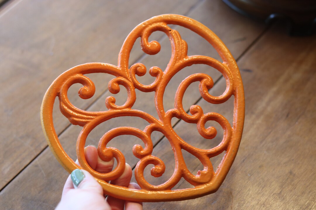 Vintage 1970s Ombre Orange & Yellow Cast Iron Metal Heart Trivet With ...