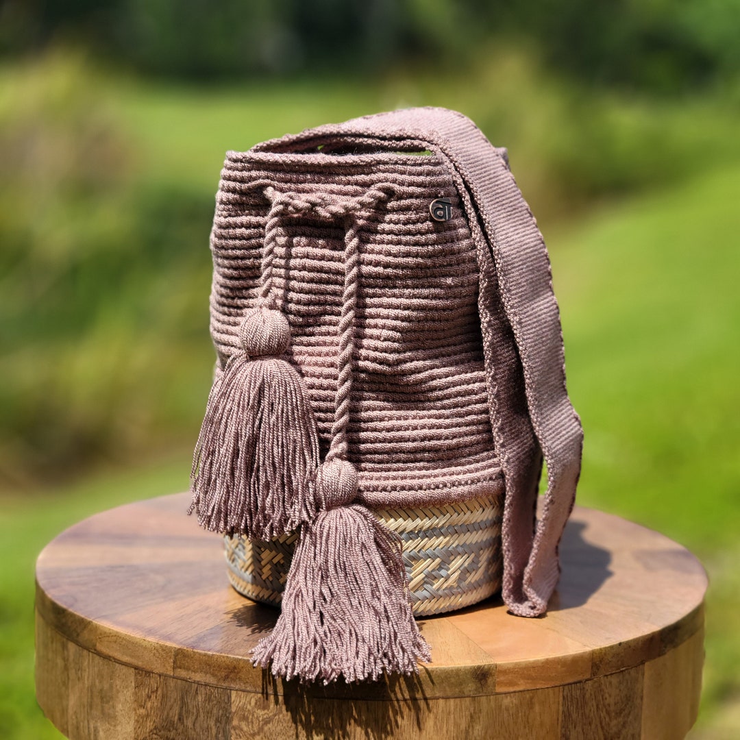 Handwoven Crochet Basket Bag: Iraca Wayuu Artisan Bag - Etsy