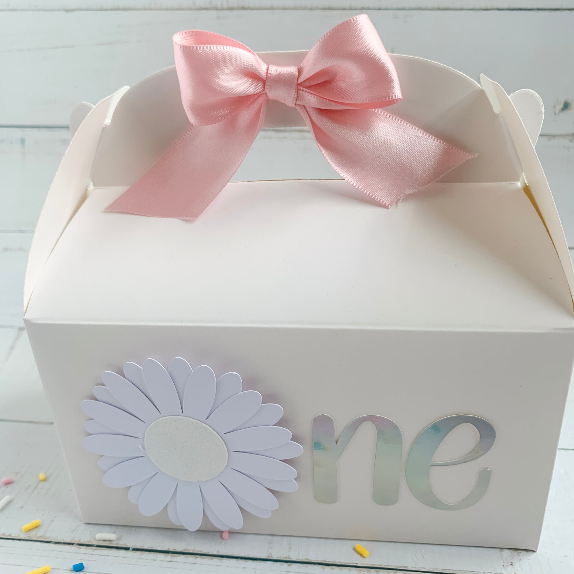 Daisy Gable Box. Great for Any Daisy Party Daisy Birthday - Etsy