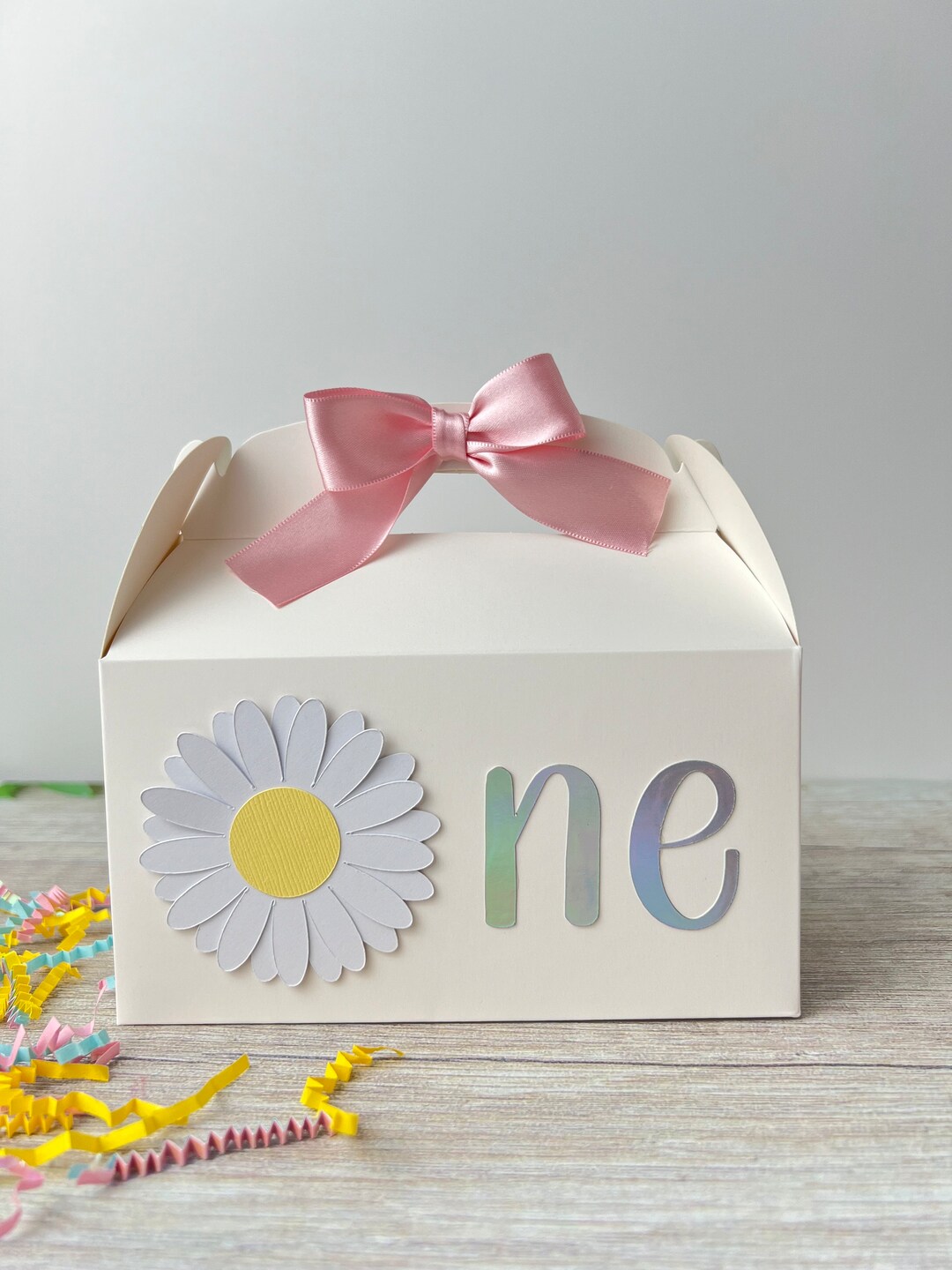 Daisy Gable Box. Great for Any Daisy Party, Daisy Birthday, Groovy ...