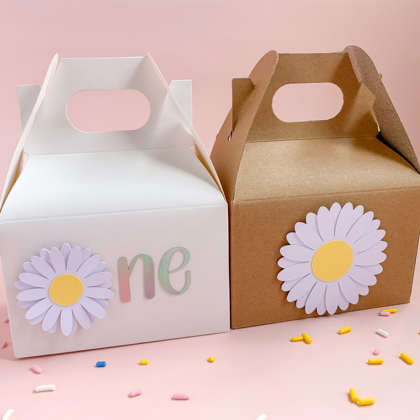 Daisy Gable Box in MINI SIZE. Great, Smaller Box for Any Daisy Party ...