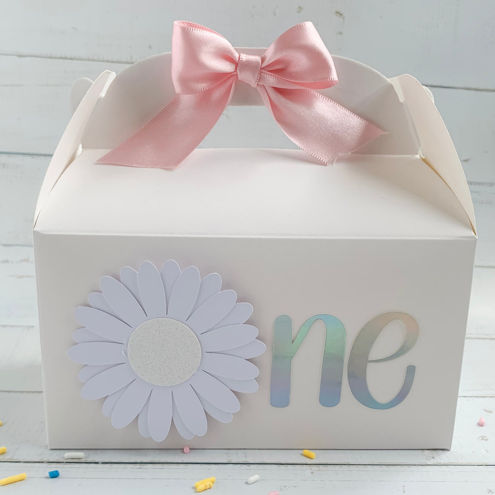 Daisy Gable Box. Great for Any Daisy Party Daisy Birthday - Etsy