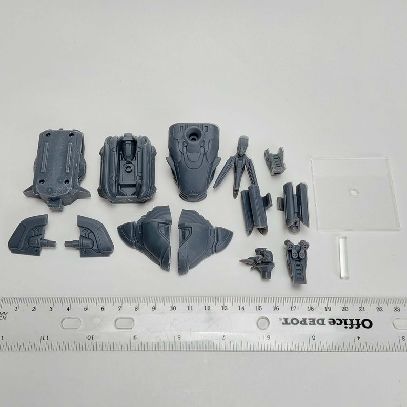 HGC Wraith 1/100th Scale Model - Etsy