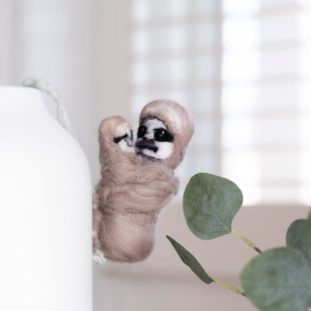 Mama and Baby Sloth - Etsy