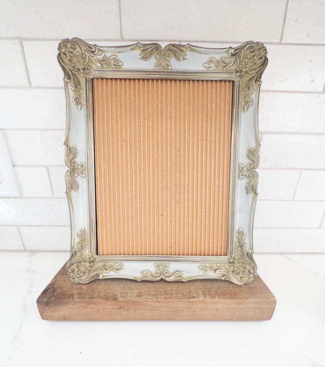 Large Vintage off White Ornate Picture Frame With Scalloped Edges for ...