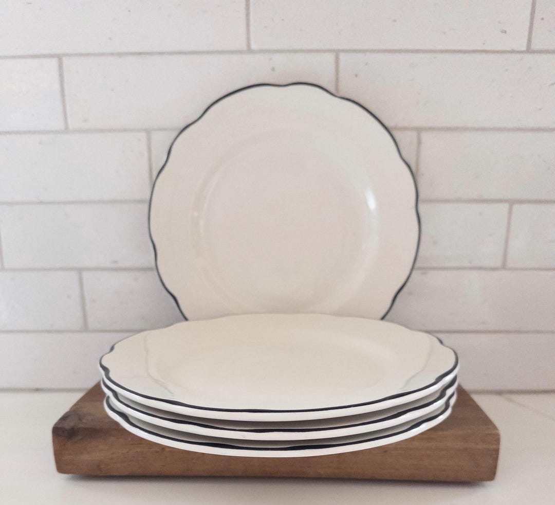 Buffalo China Vintage Manhattan Black Stripes Style 9-1/2" Dinner ...