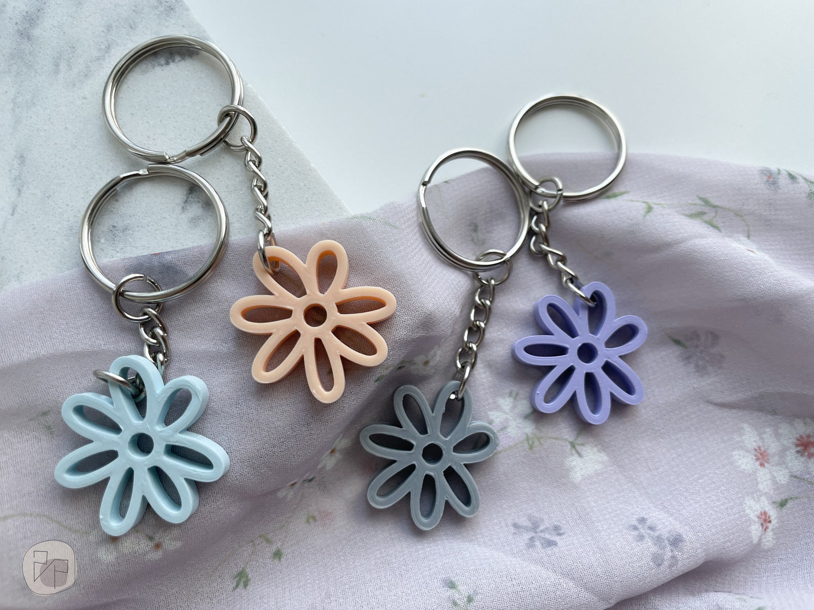 3D Printed Daisy Keychain Bag Charm Minimalist Backpack Key - Etsy