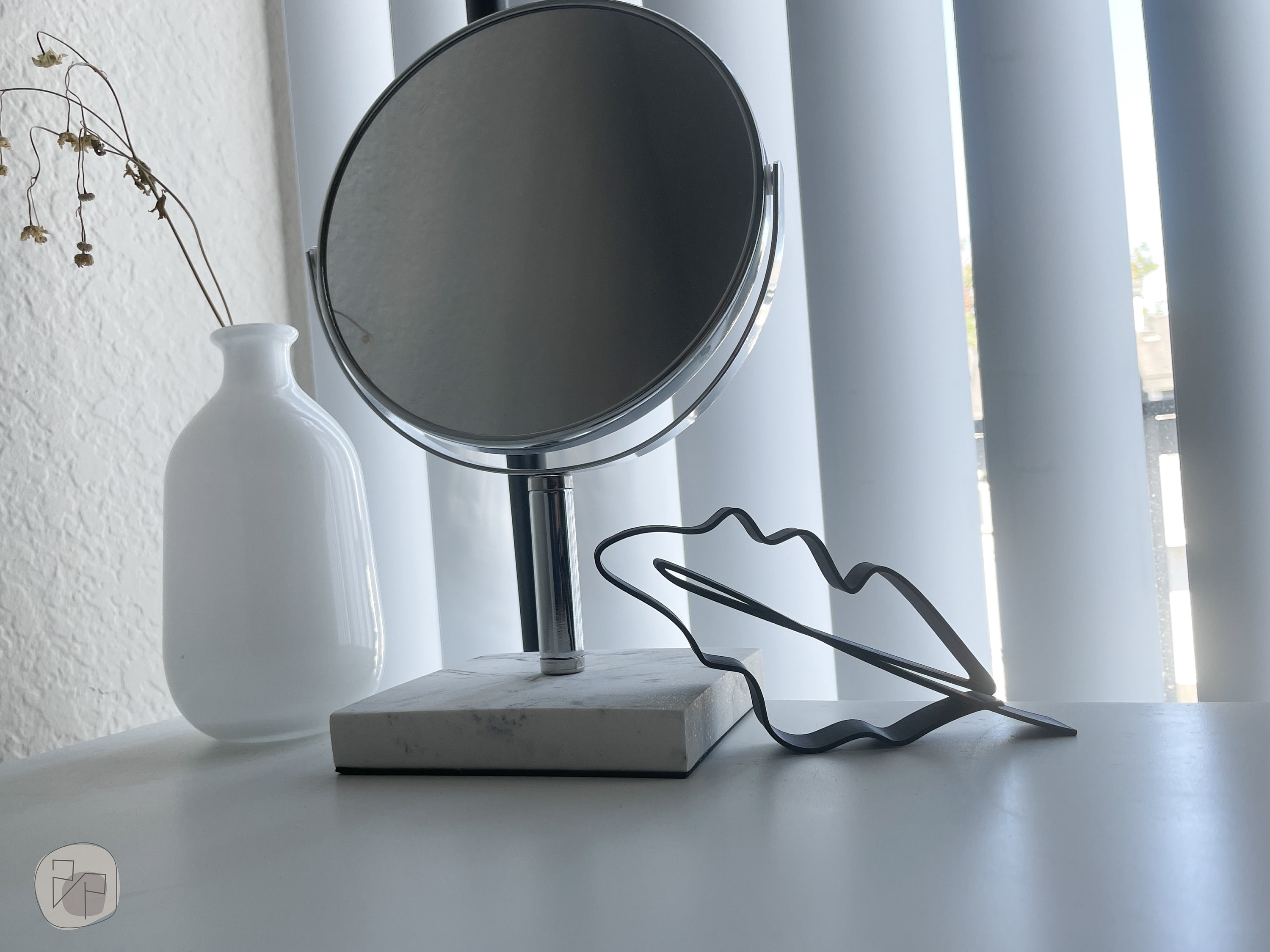 Abstract Wavy Leaf Line Art Decor, Plant Art Sculpture, Home Office ...