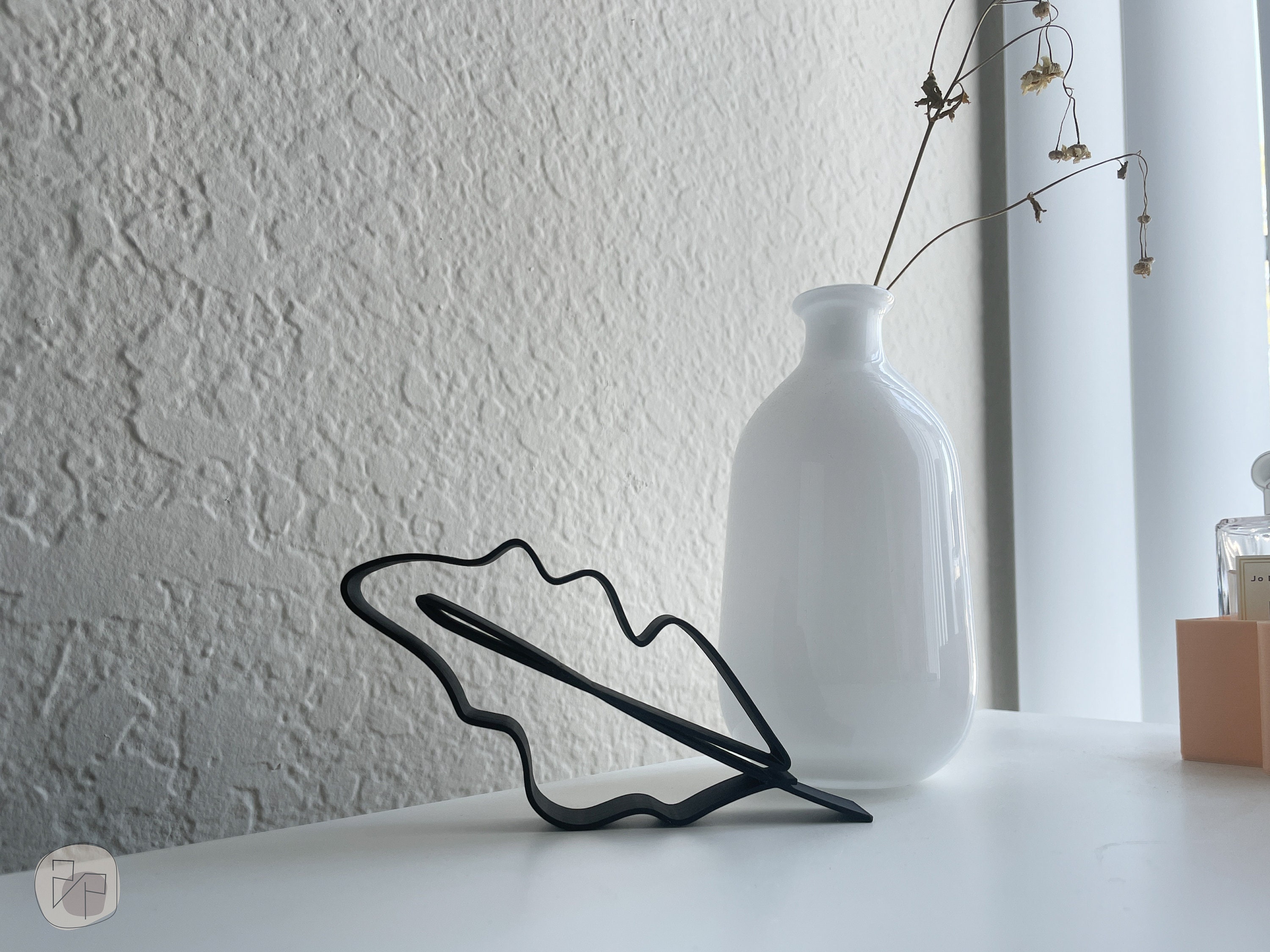 Abstract Wavy Leaf Line Art Decor, Plant Art Sculpture, Home Office ...