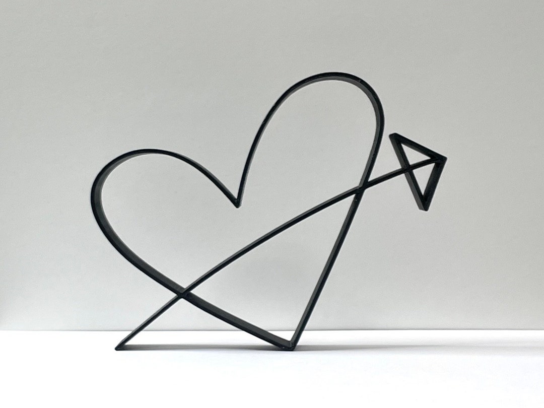 Heart Line Art Sculpture, Valentine’s Day Art Decor, Cute Line Art ...