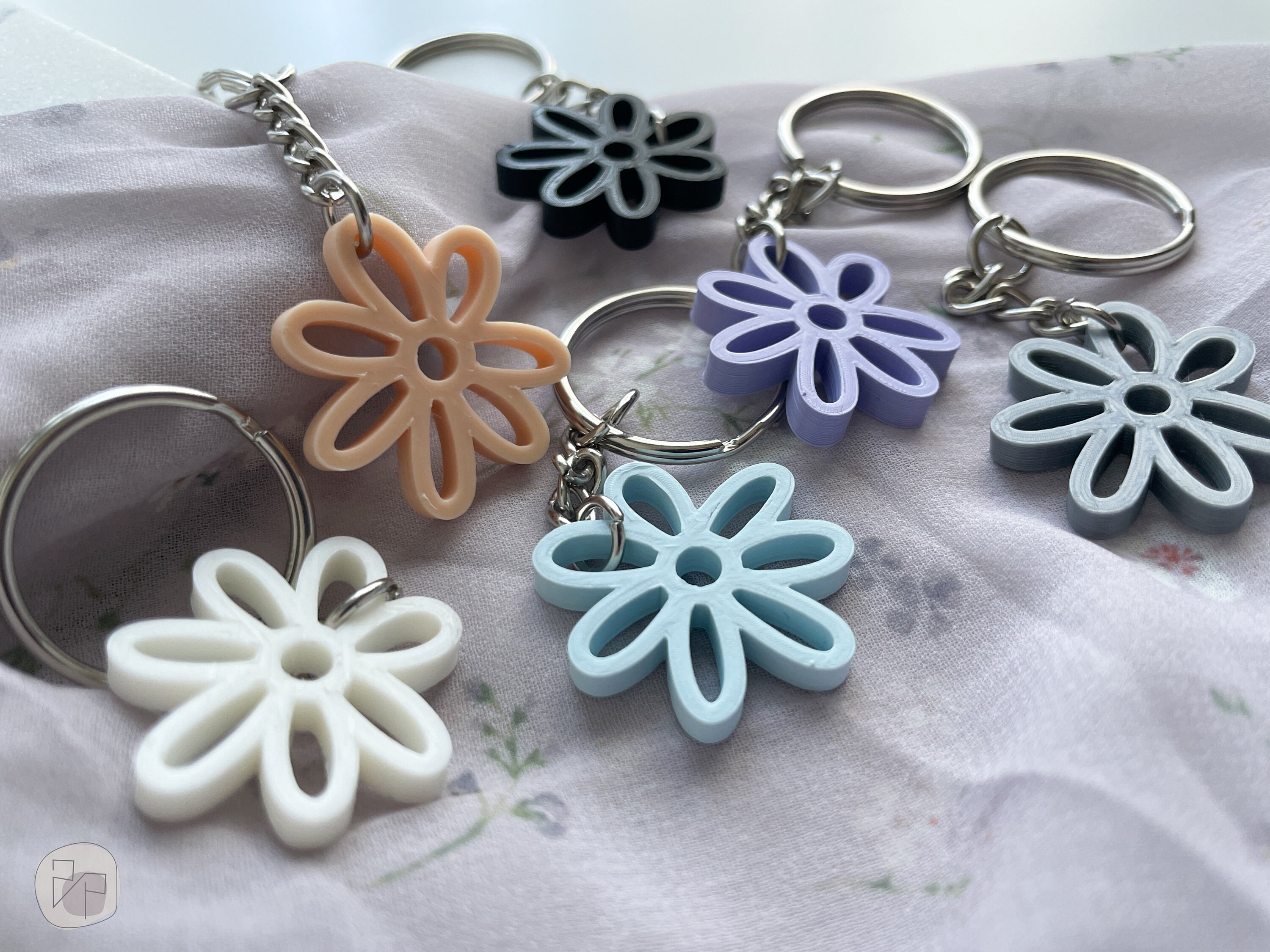 3D Printed Daisy Keychain Bag Charm Minimalist Backpack Key - Etsy