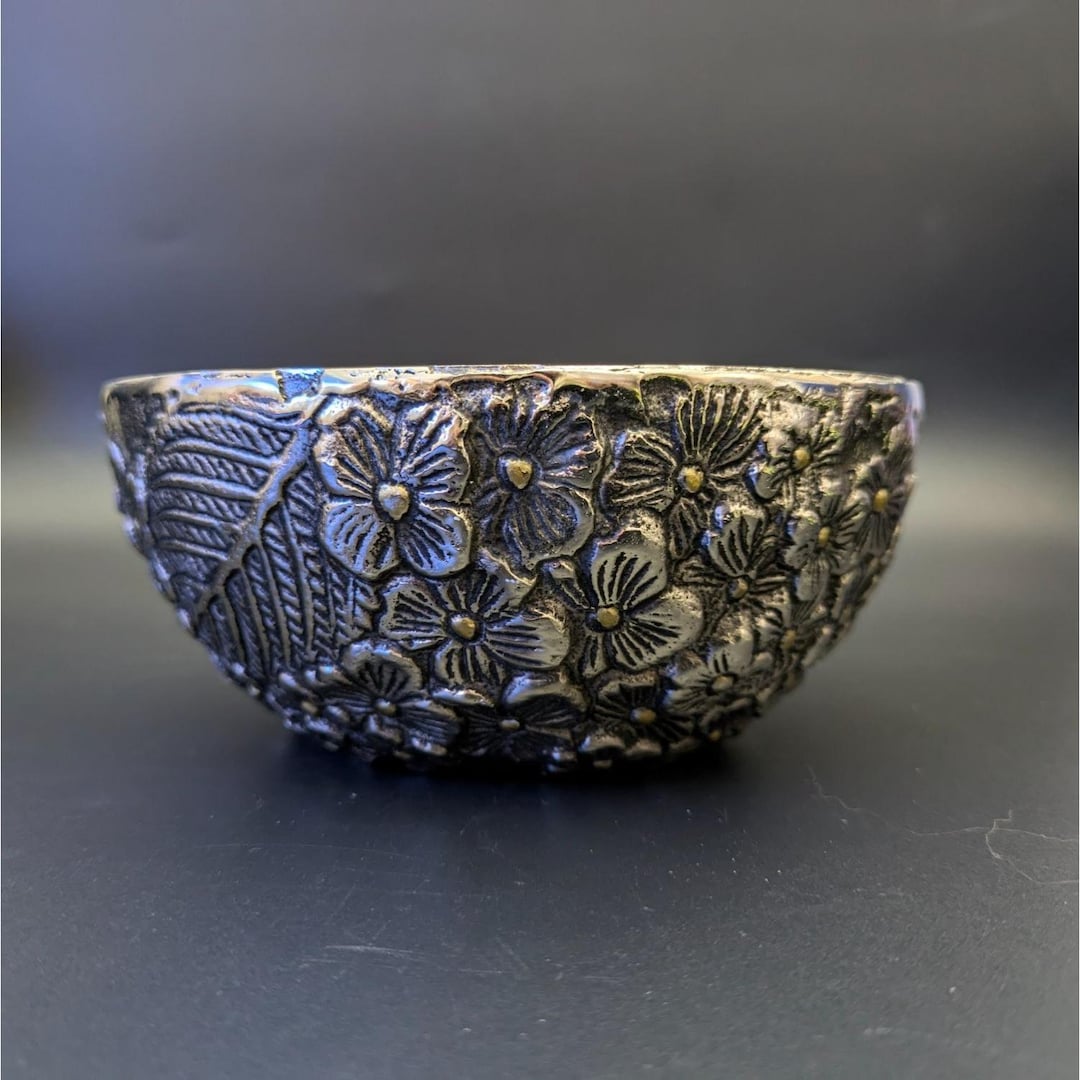 Mudpie Hydrangea Metal Dip Bowl Embossed Floral Detail Cast Aluminum ...