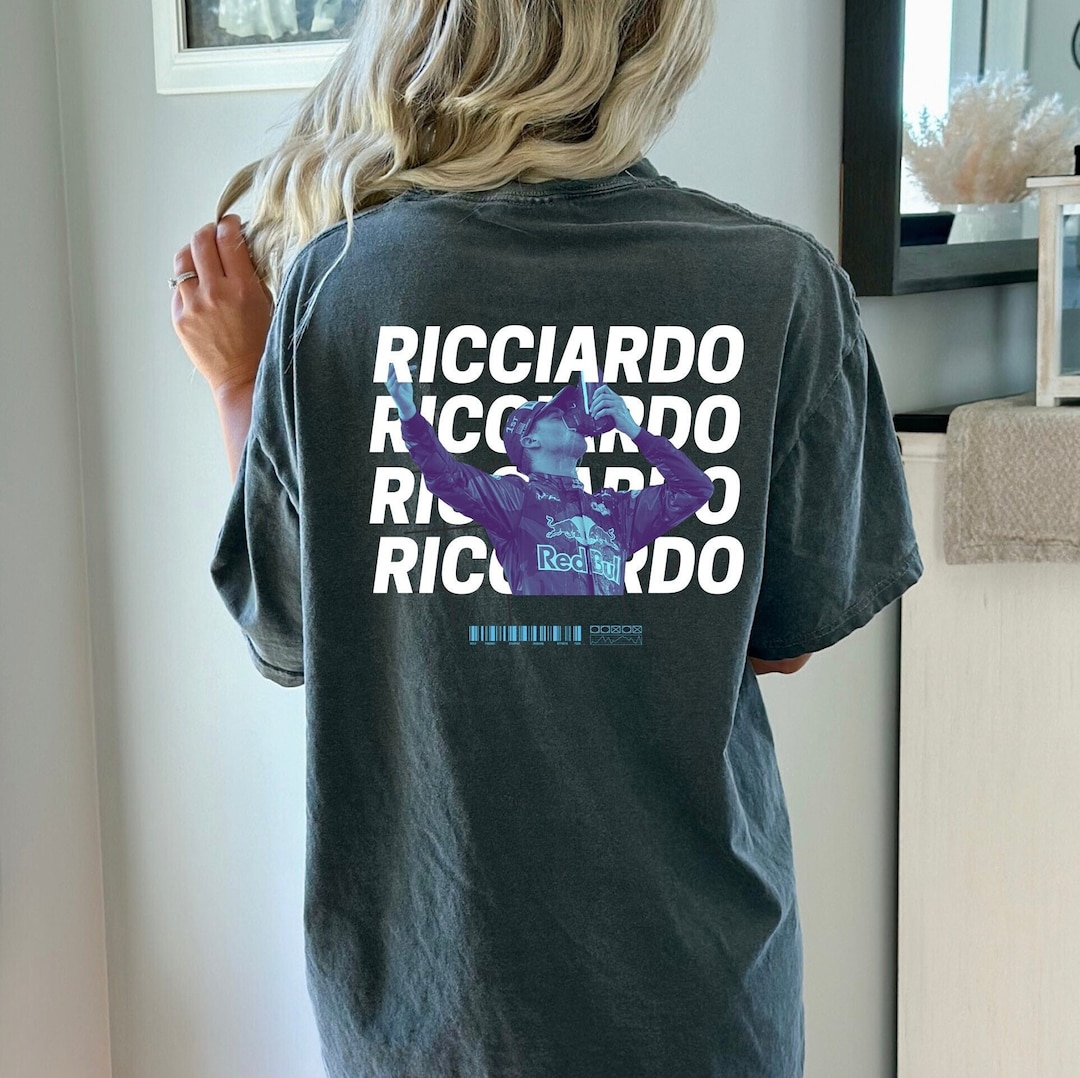 Daniel Ricciardo T-shirt | F1 Fan Gift | Red Bull Racing Formula One ...
