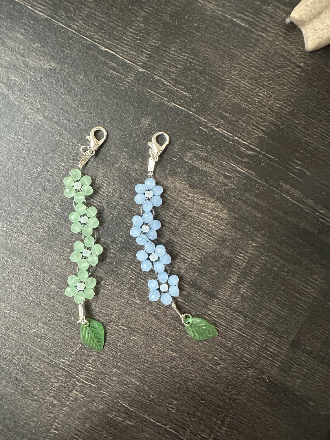 Cute Daisy Chain Keychains - Etsy