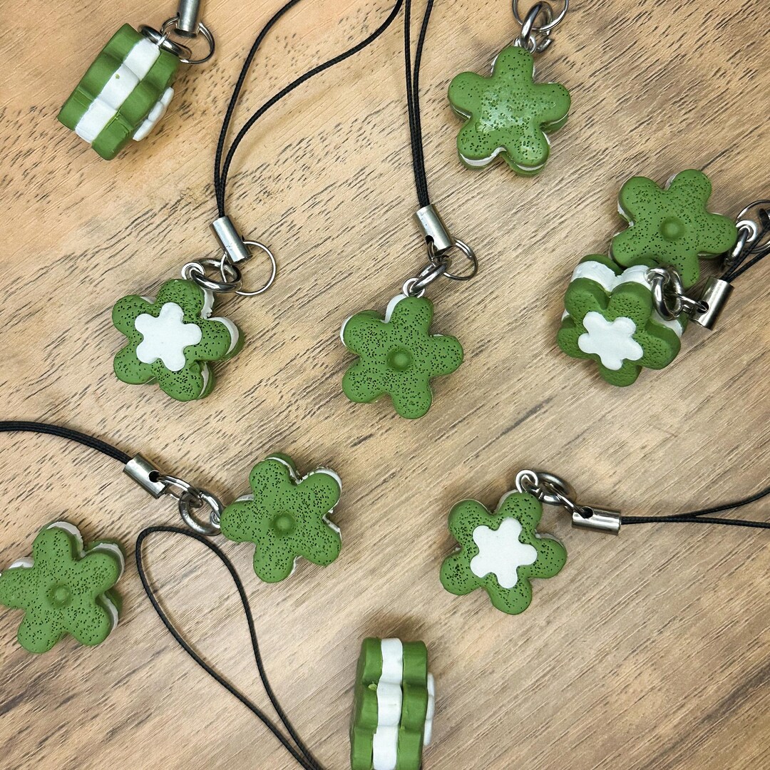 Cute Daisy Matcha Phone Charms - Etsy