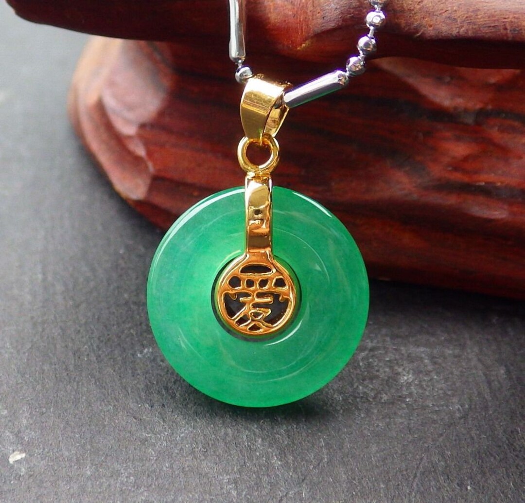 Yellow Gold Plate Green JADE Circle Donut ( Chinese Love Word ) Pendant ...