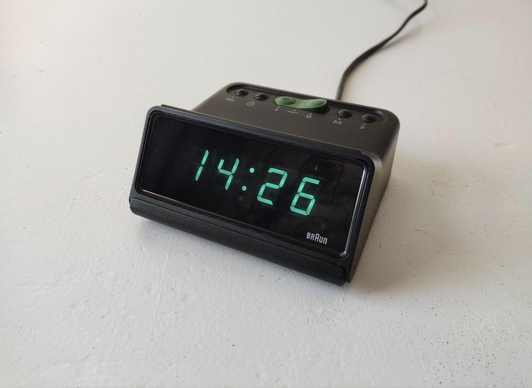 True Vintage 1980s BRAUN DN 30 Digital Alarm Clock 4832 Dietrich Lubs ...
