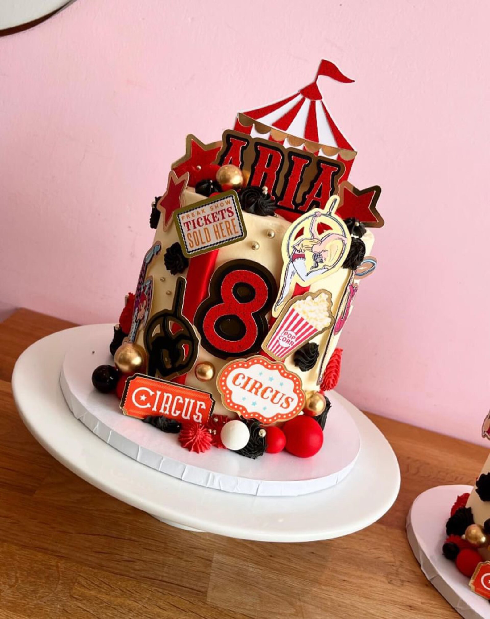 Custom Circus Cake Toppers: Ringmaster, Acrobats & Tent - Etsy