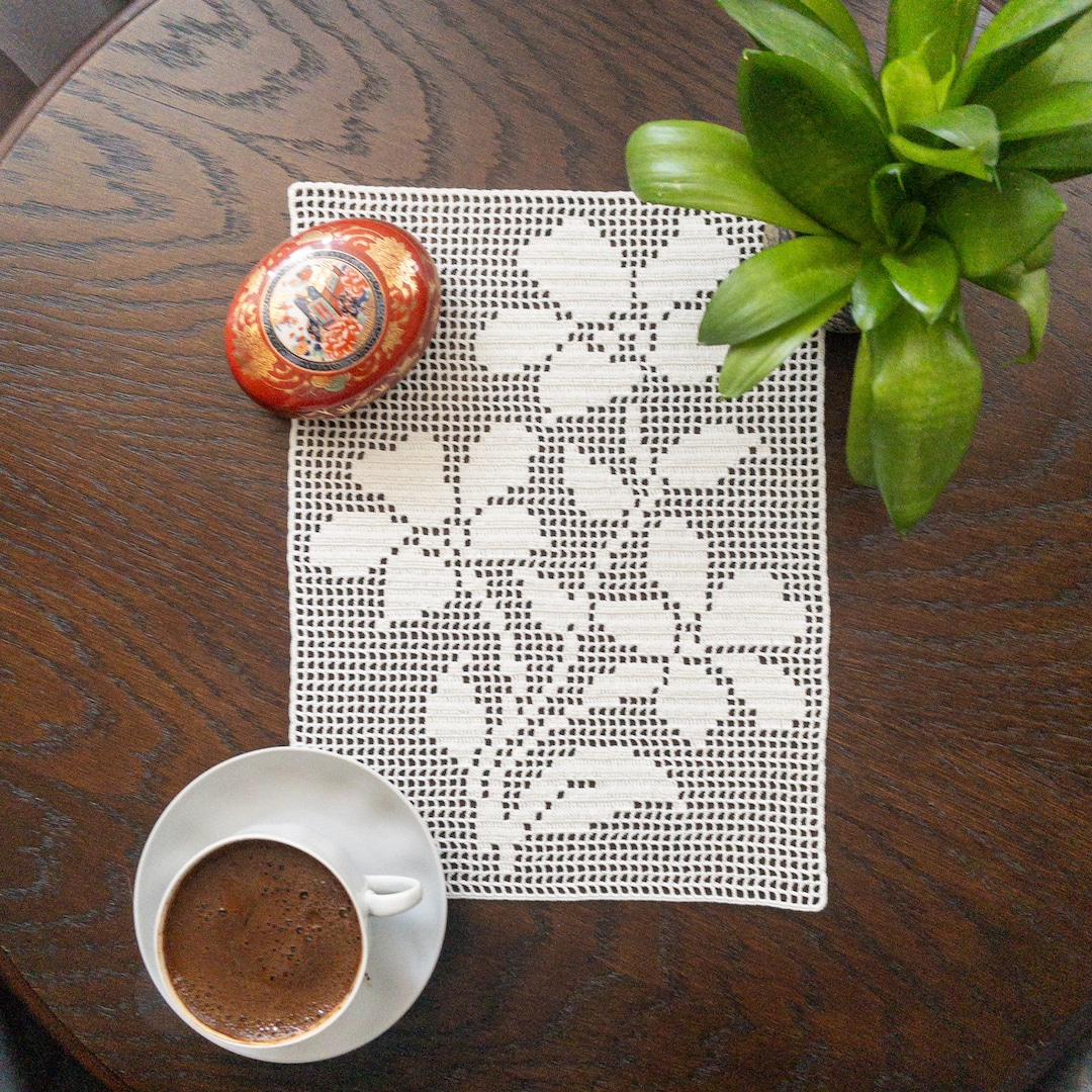 Small Runner PDF Filet Crochet Flowers Design, Home Decor for Christmas ...
