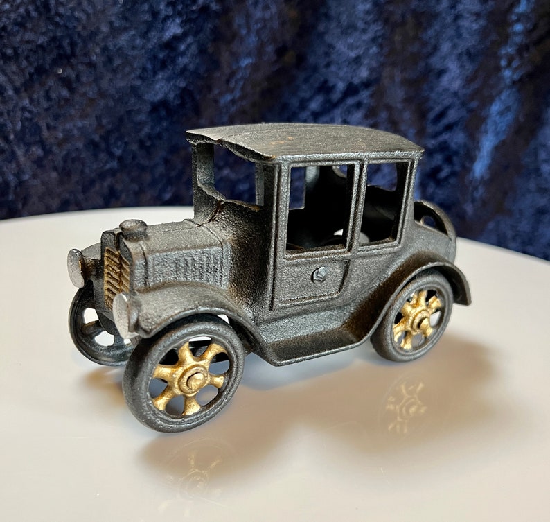 Collectable Cast Iron Vintage Toy Car - Etsy