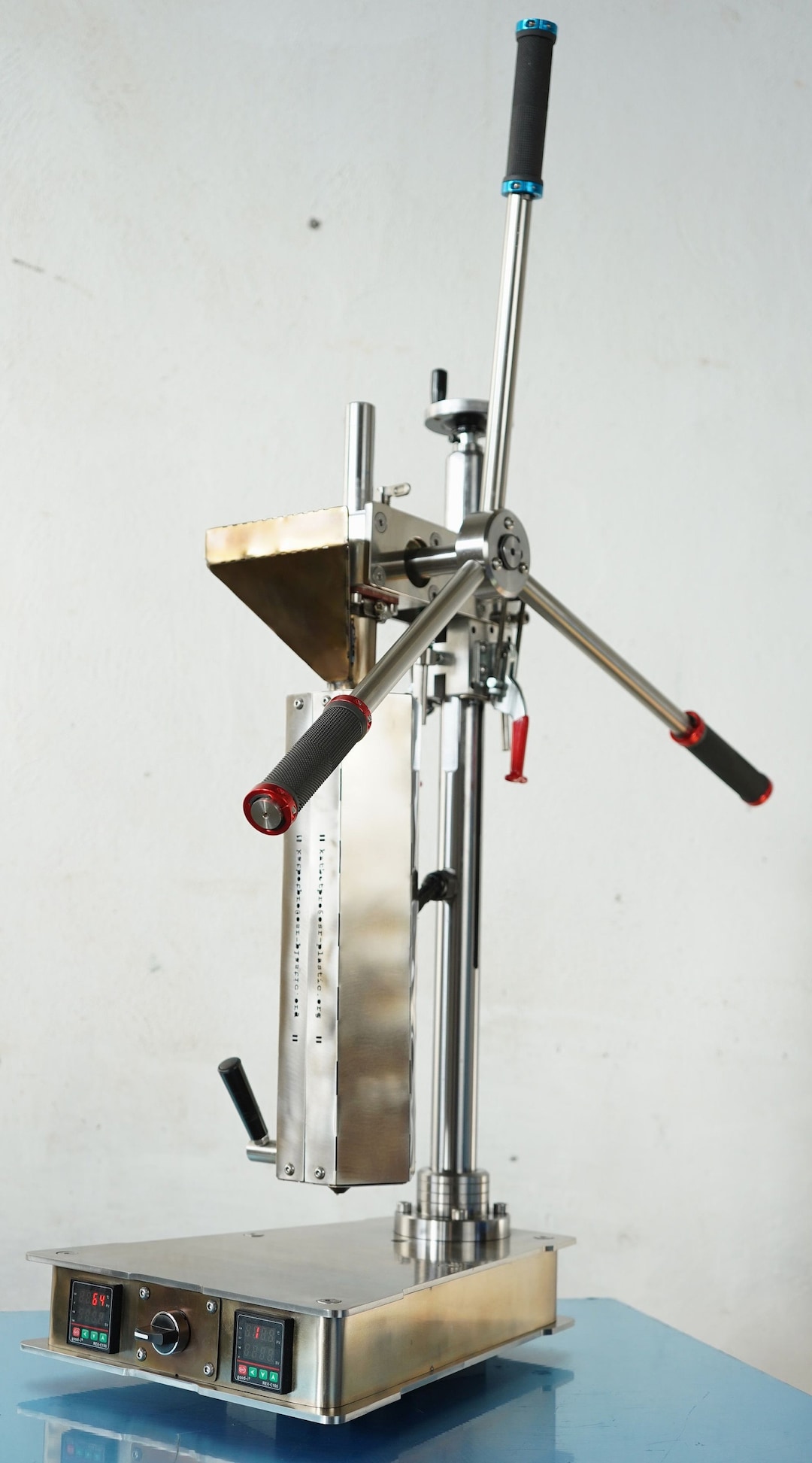 Benchtop Injection Machine 'katbot' - Etsy