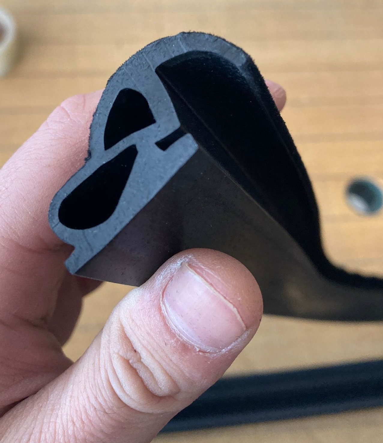 Mercedes W123 Coupe Window A-C Upper Frame Rubber Seals 1237200154 ...