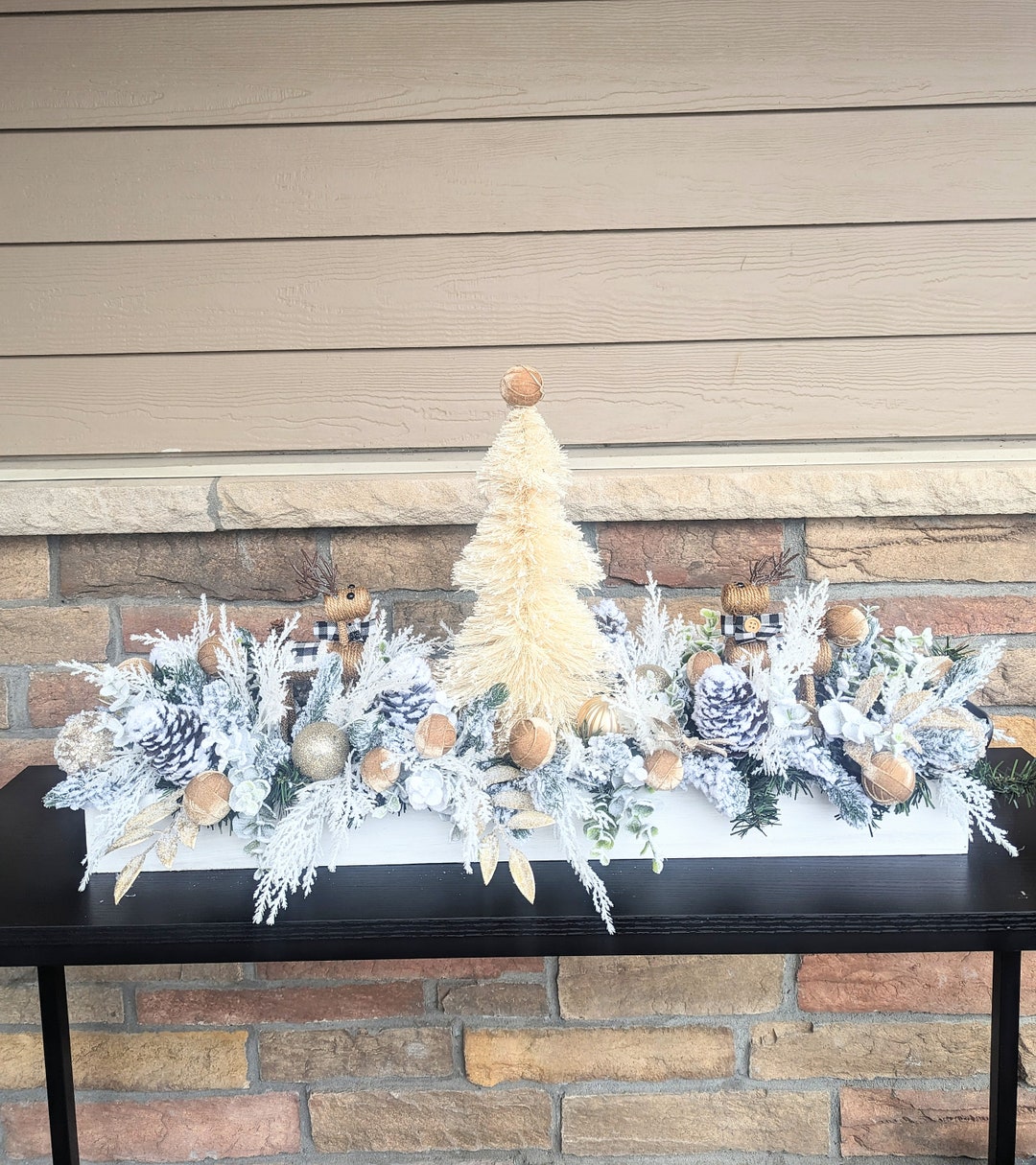 Light up Snowy Winter Centerpieces With Reindeer, White and Beige Table ...