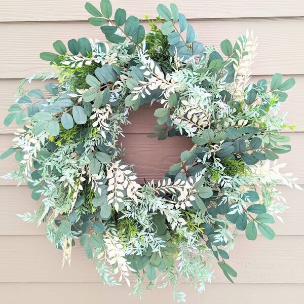 Wispy Wreath - Etsy