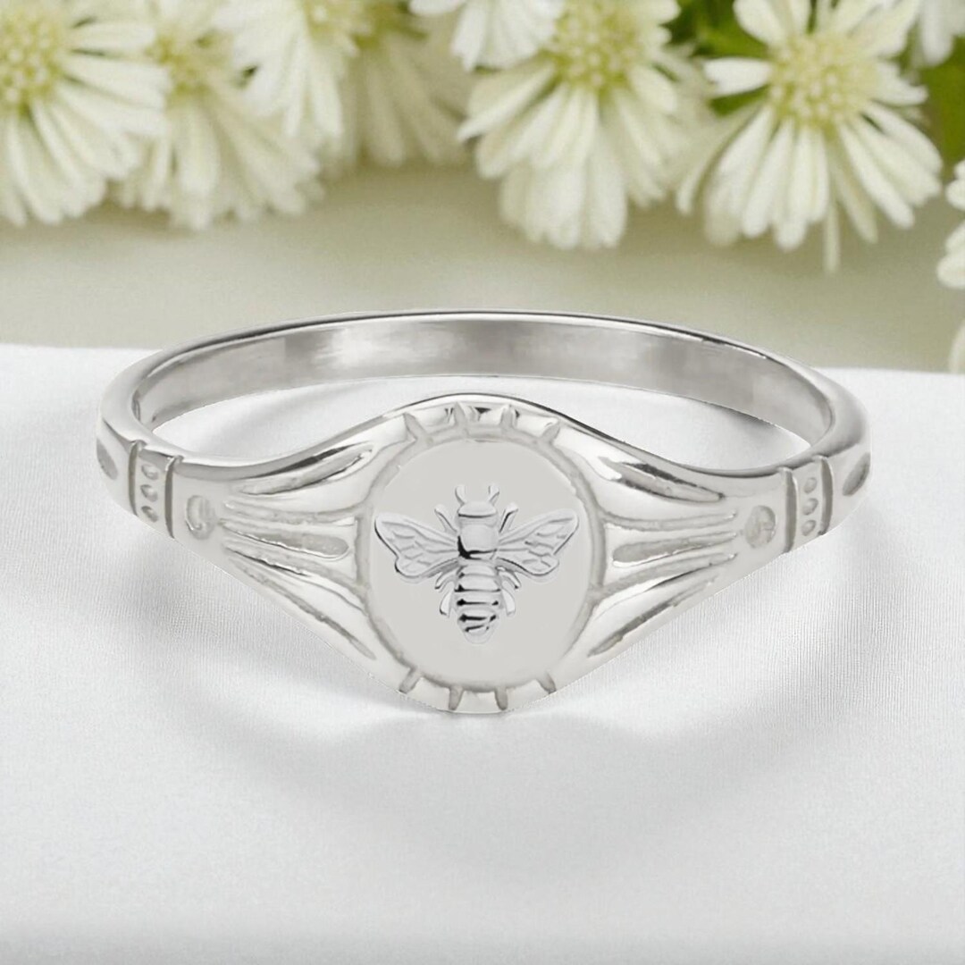 Gold Bee Signet Ring: Sterling Silver Honeycomb Jewelry - Etsy