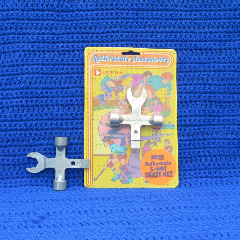 Vintage Roller Skates With a Key - Etsy