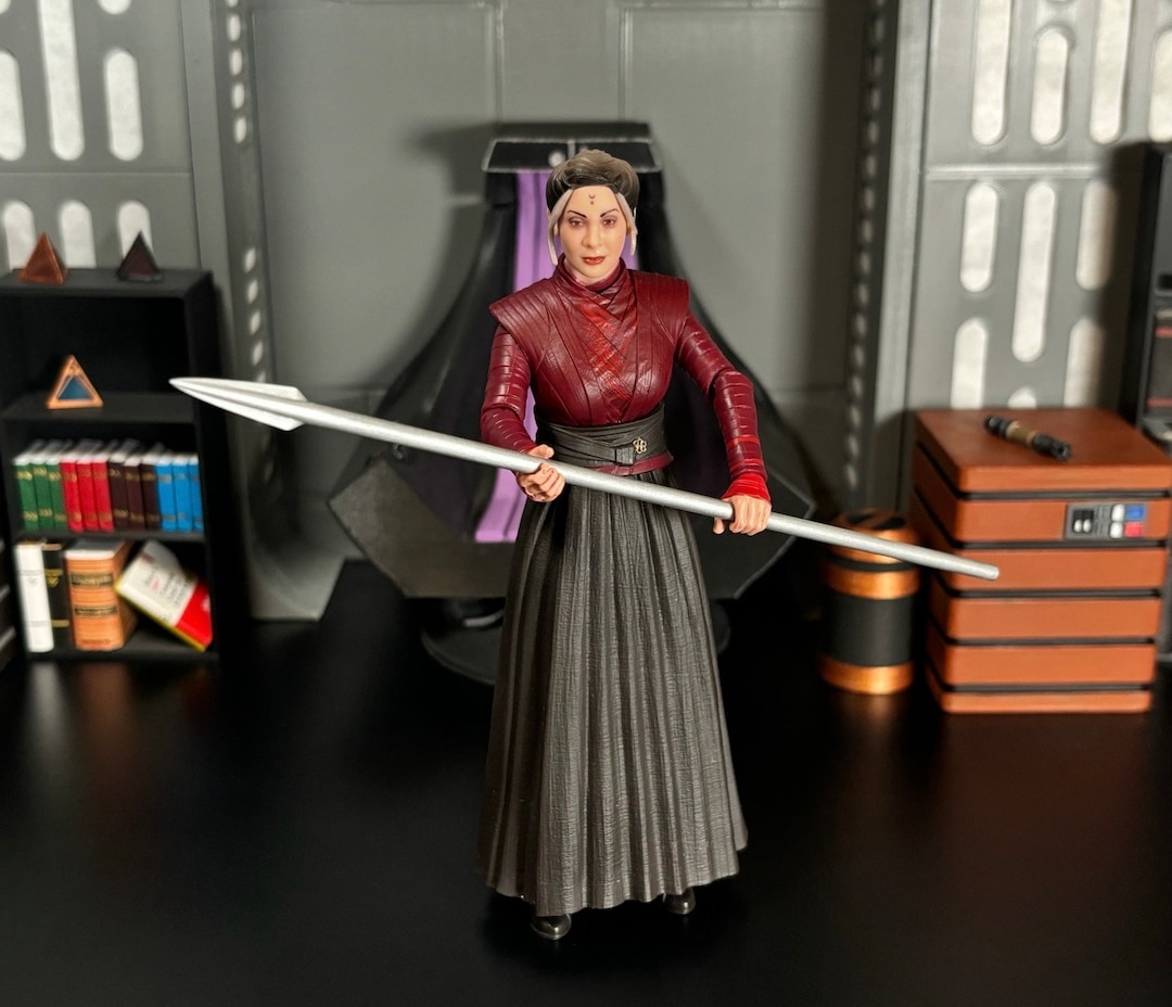 Beskar Spear 1/12 Scale | 3D Printed | Black Series | Hand Painted ...