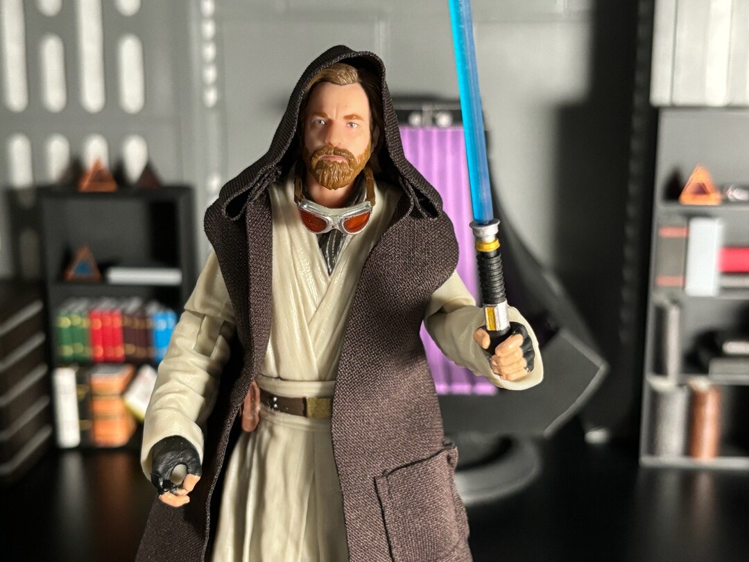 Obi Wan Kenobi Custom Hilt & Blade, 1/12 Scale, Hand Painted, 3D ...
