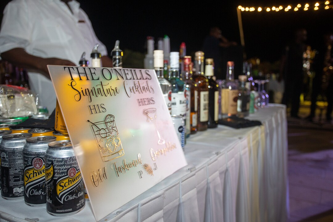 Acrylic Wedding Bar Sign Clear or Frosted Acrylic Signature Drink Sign ...