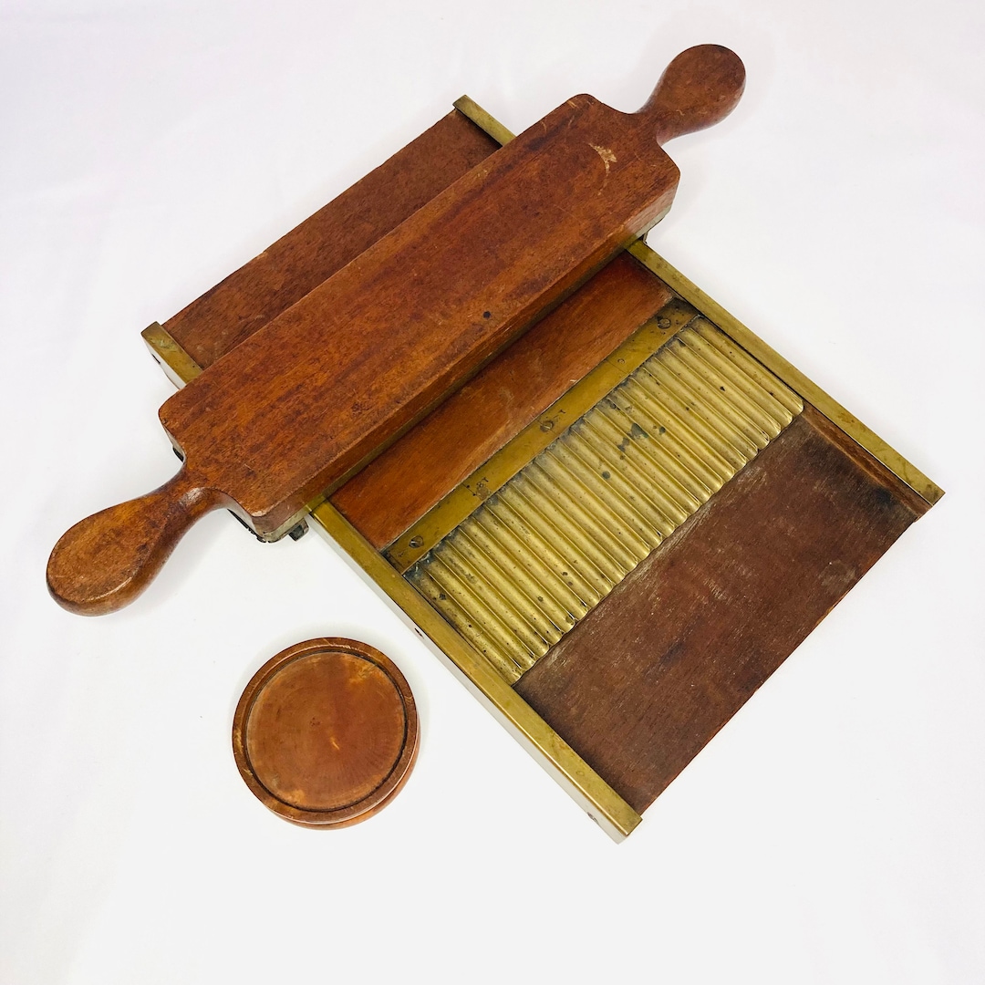 Antique Apothecary Pill Roller Complete With Rare Pill Finisher/rounder ...