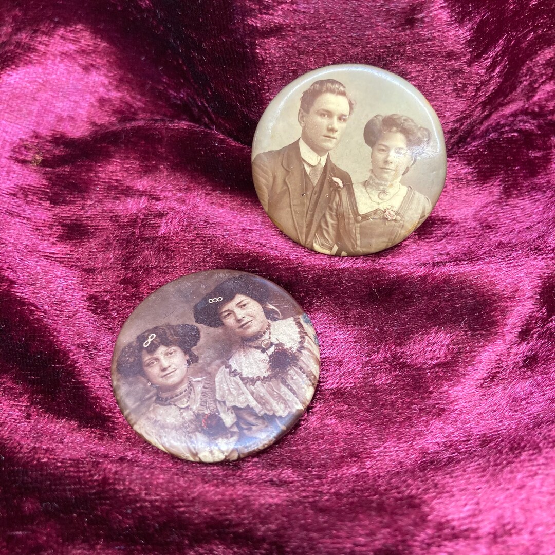 Antique Badges. - Antique Pin - Memento Mori - Rare - Pin Collectibles ...