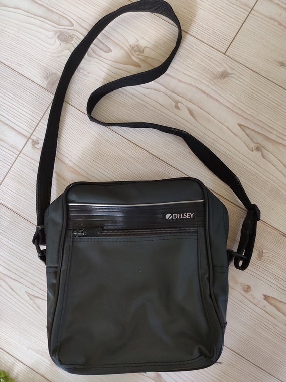 Delsey holdall store