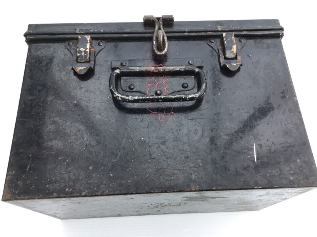 Vintage WW2 1939 Dated A.R.P. Metal First Aid Tin - Etsy