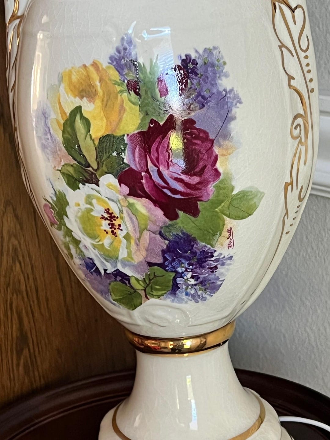 Vintage Porcelain Lamp. Cream in Color With Gold Trim and Flower Design ...
