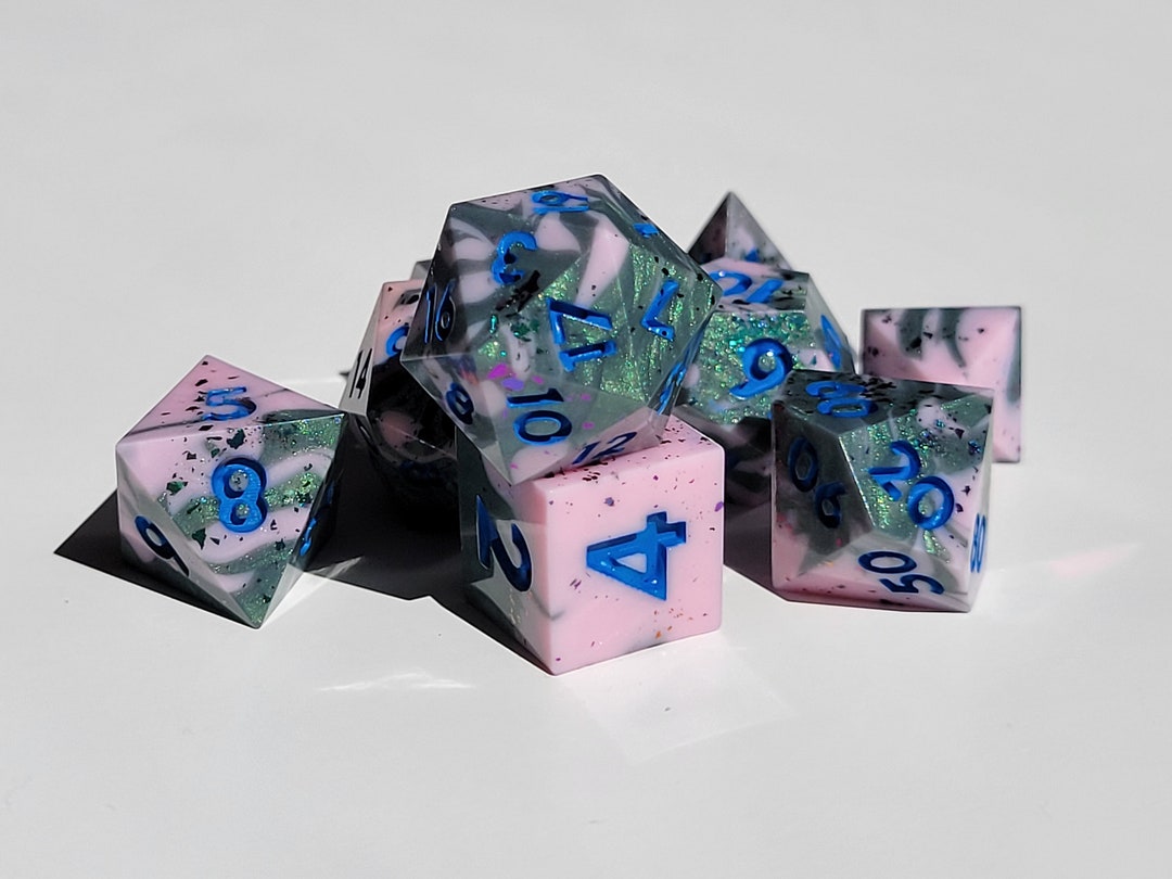 Quetzal Feather Color Shift Flake Dnd Dice Set | Dungeons and Dragons ...