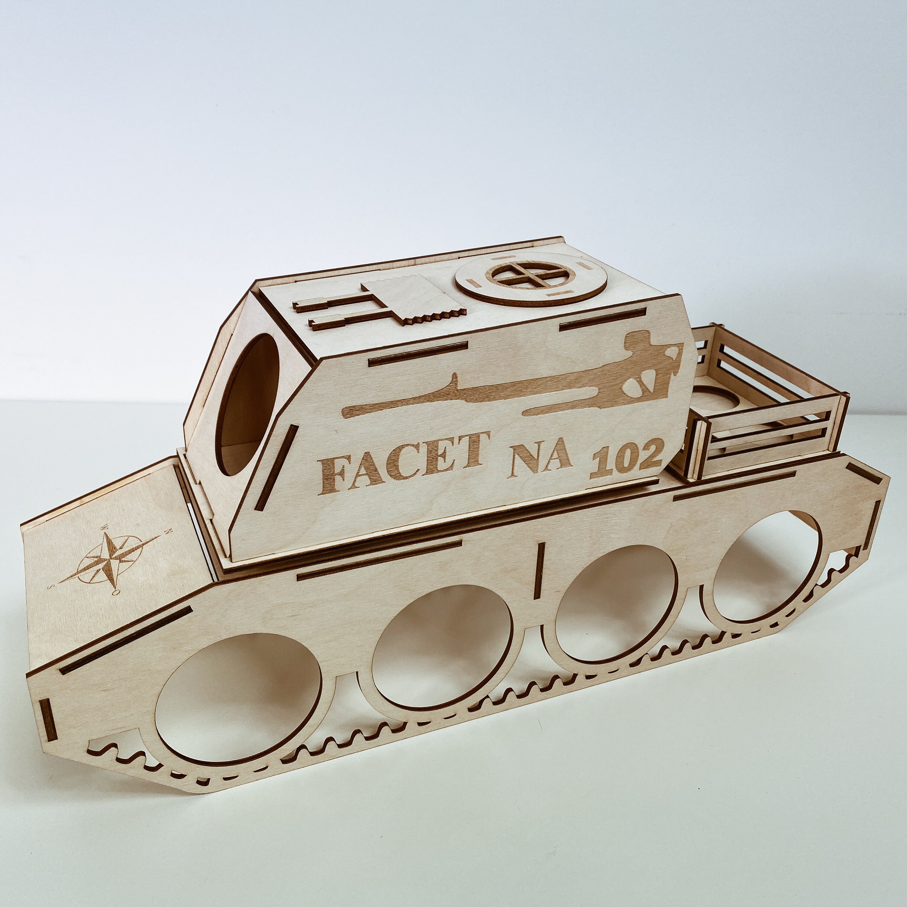 Wooden Beer Tank Stand Birthday Gift Anniversary Name Day for Boyfriend ...