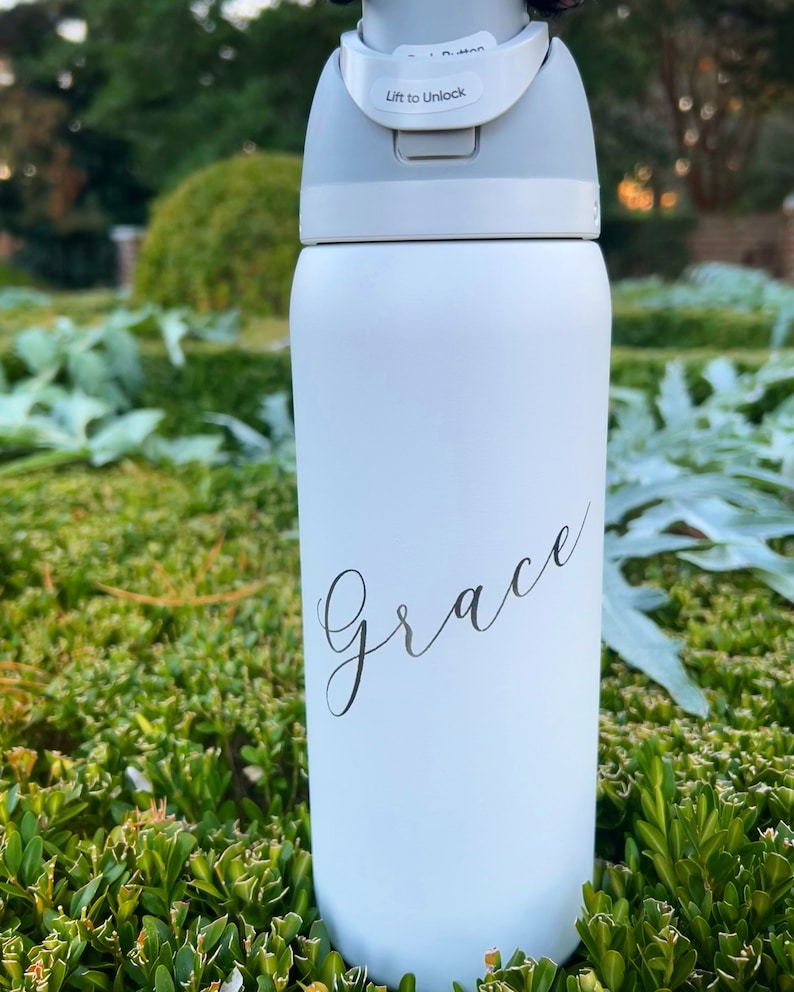 Owala Freesip 32 Oz. - Personalized Water Bottle | Limited Unique ...