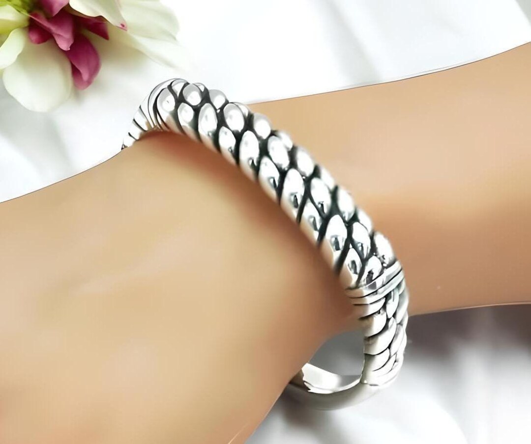 925 Sterling Silver Basket Weave 6.75" Bangle: Lightweight Spring Hinge ...