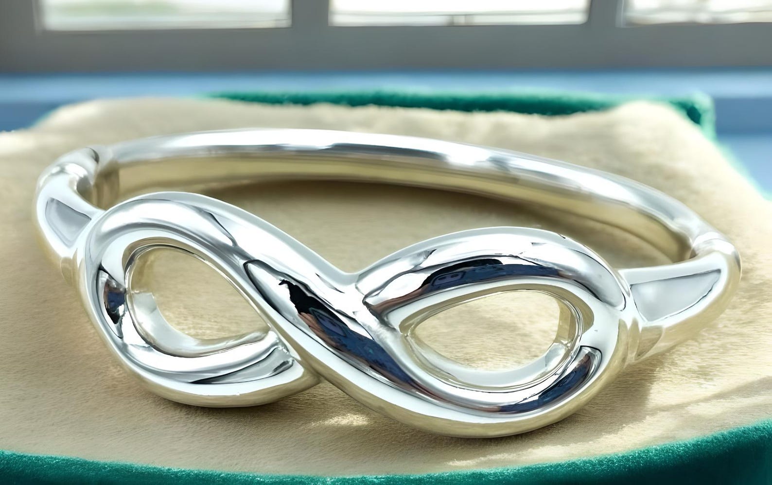 925 Sterling Silver Infinity Bangle: Lightweight Spring Hinged Bracelet ...