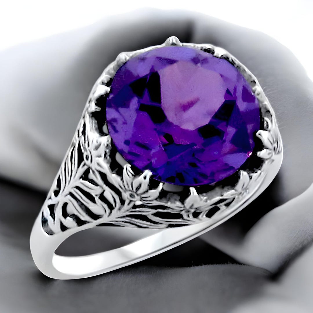 Vintage Color Changing Alexandrite Ring 5.00 Carats, Elegant Antique ...