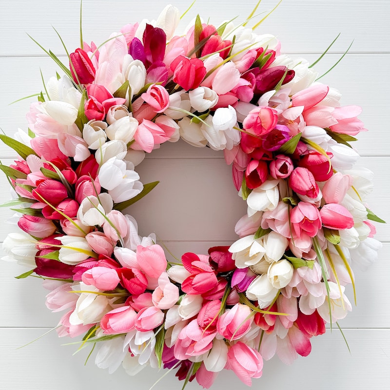 Tulip Wreath - Etsy